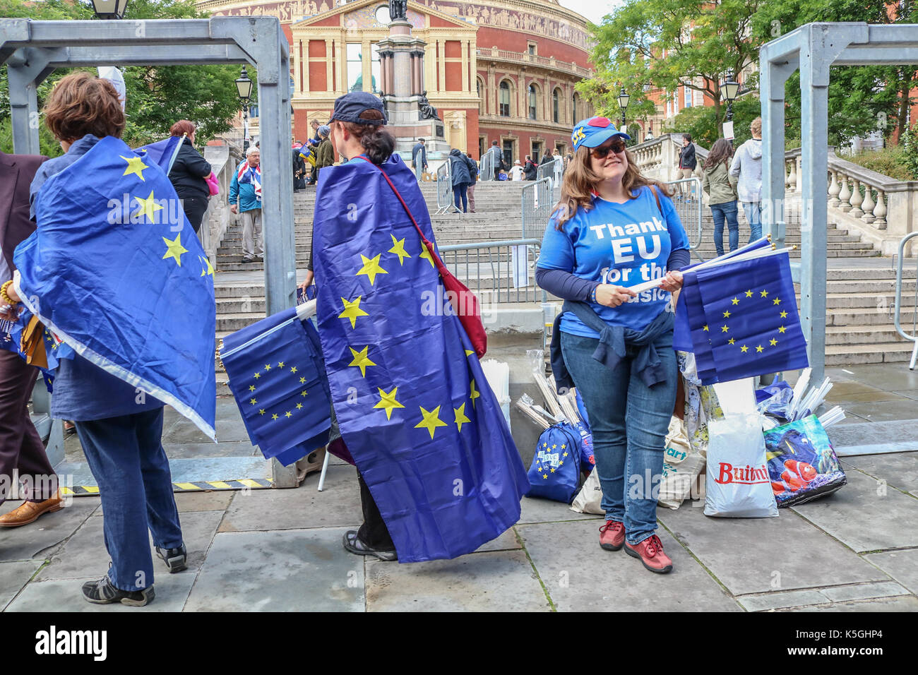 Proms albert hall flags hi-res stock photography and images - Alamy