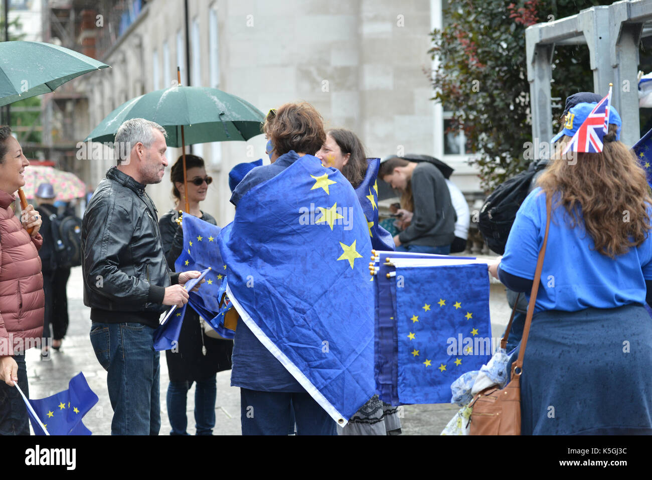 Albert Hall, London, UK. 9th Sep, 2017. EU flags being handed out ...