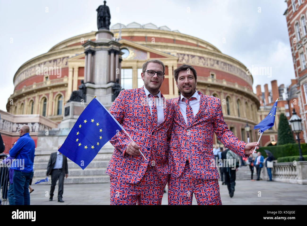 Royal albert hall proms flags hi-res stock photography and images - Alamy