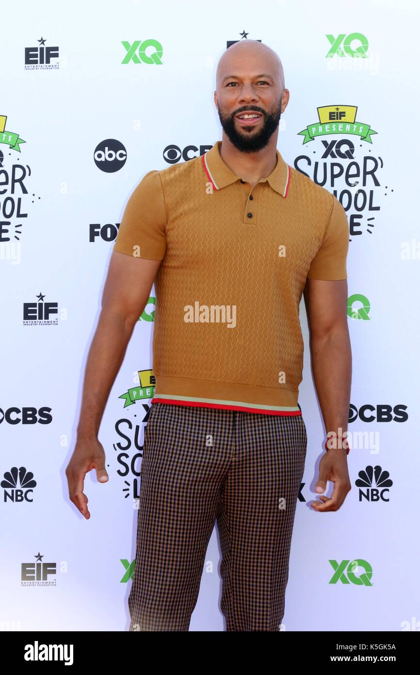 Entertainment industry foundation hi-res stock photography and images ...