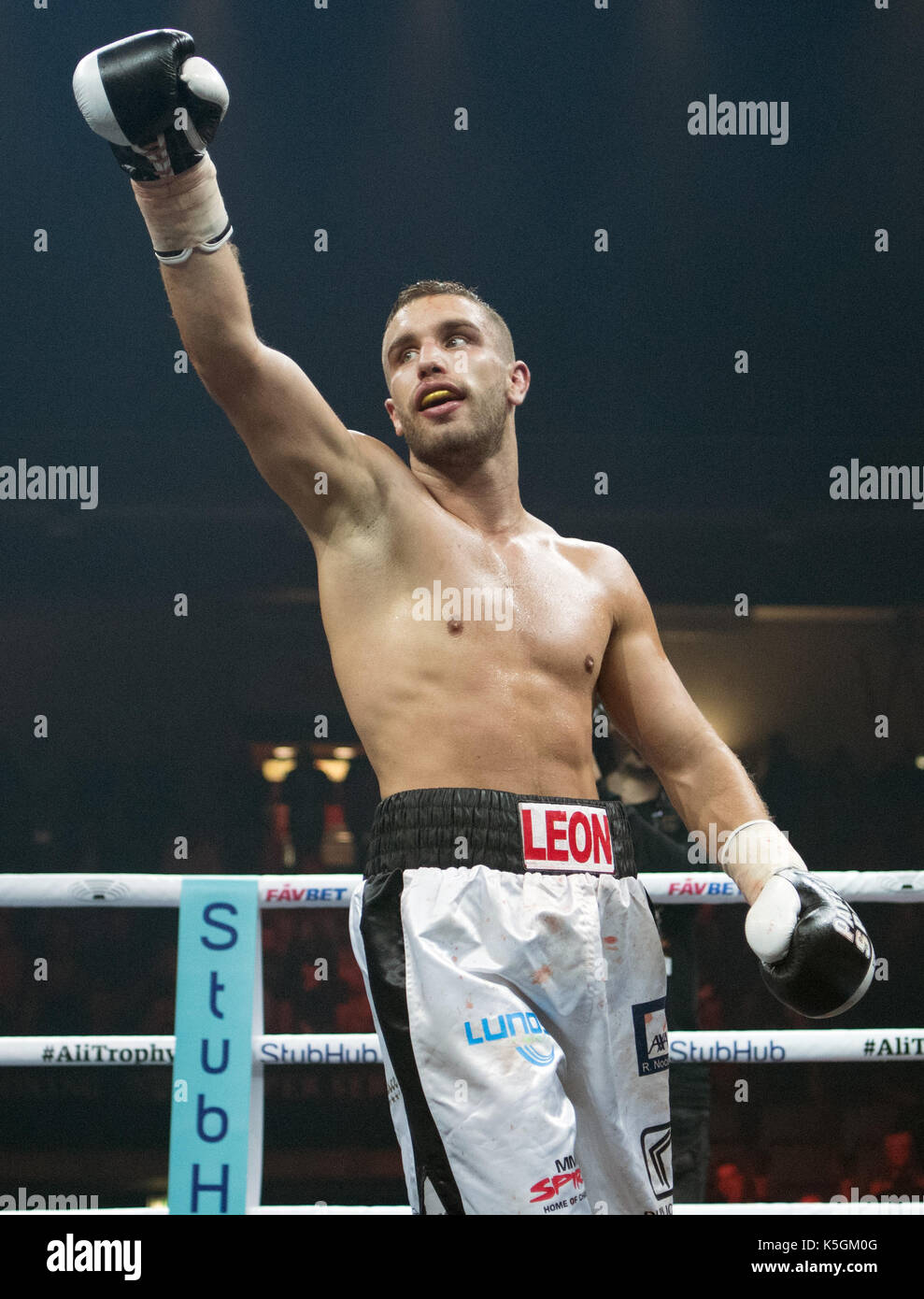 Léon bunn hi-res stock photography and images - Alamy