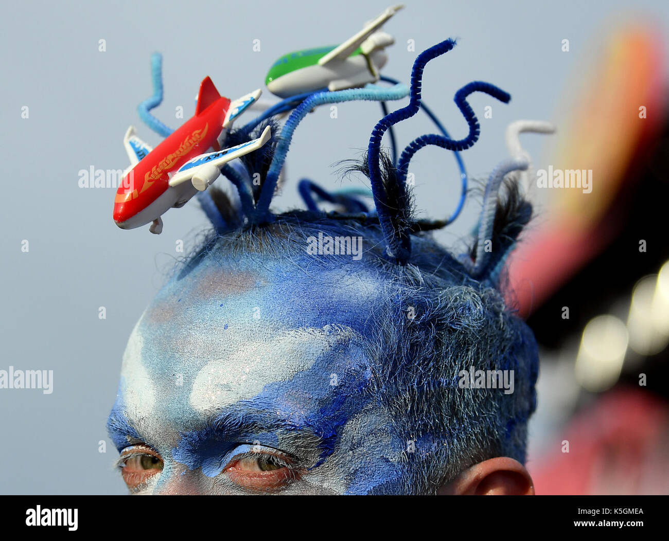 Striking head hi-res stock photography and images - Alamy