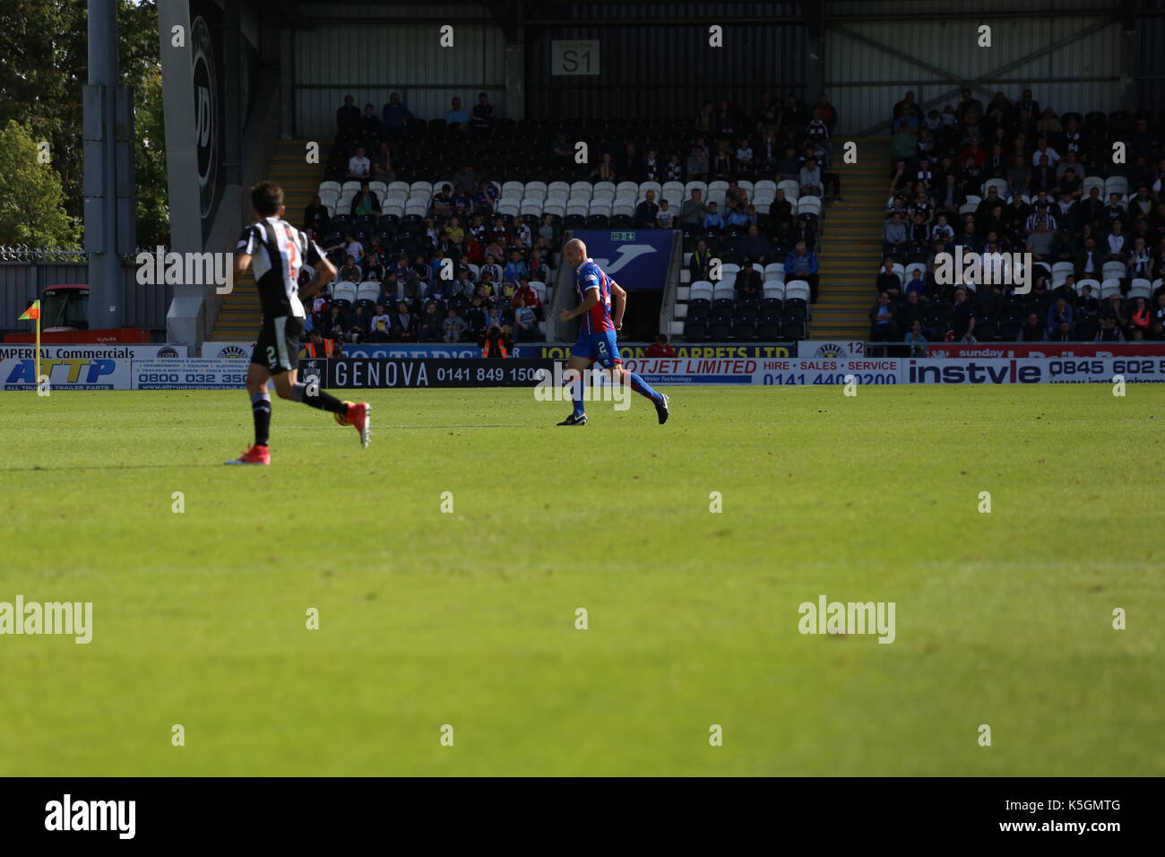 St mirren Vs Inverness Caledonian Thistle at paisley2021 stadium ...