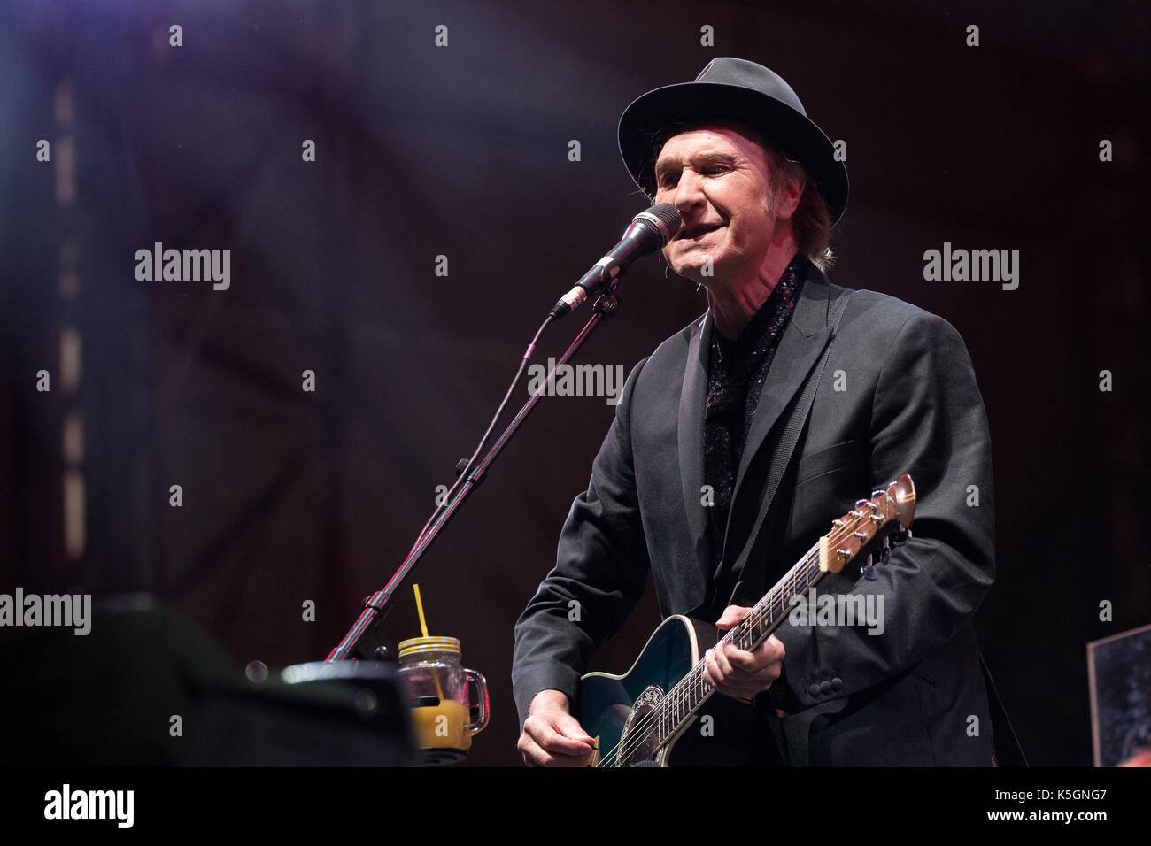 The kinks ray davies 2017 hi-res stock photography and images - Alamy