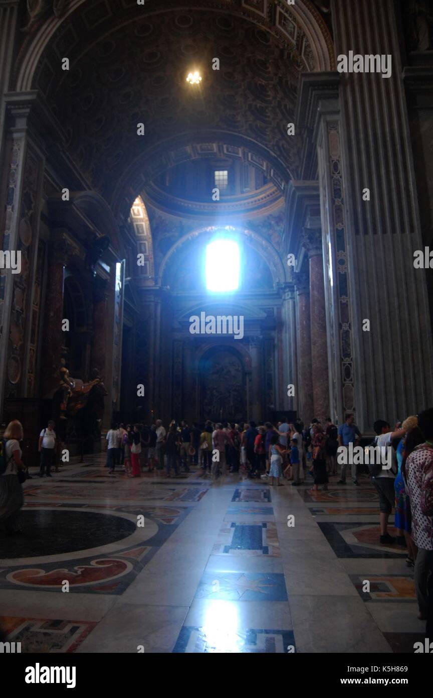 St peters basilica vatican city hi-res stock photography and images - Alamy