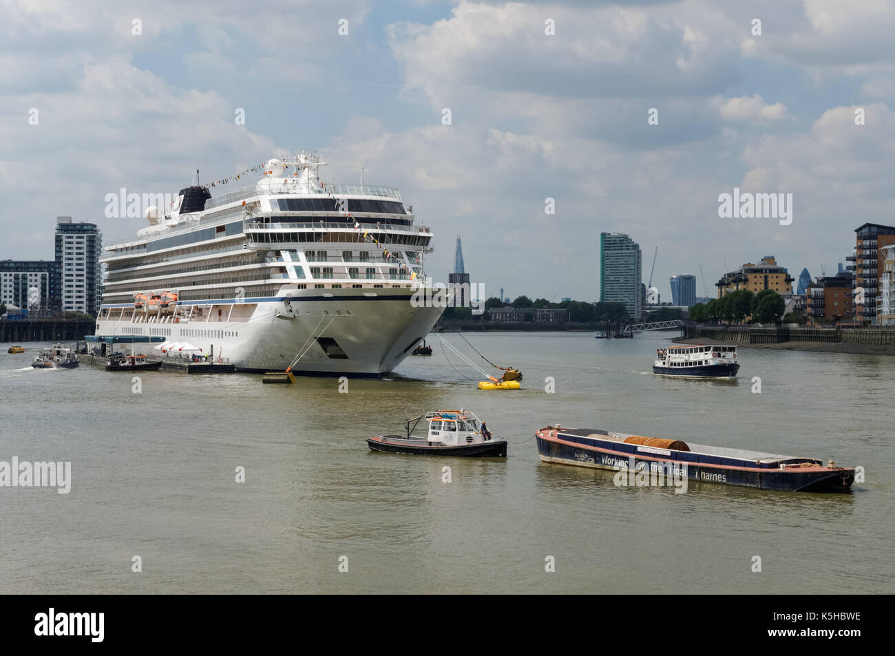 Viking star ship hi-res stock photography and images - Alamy