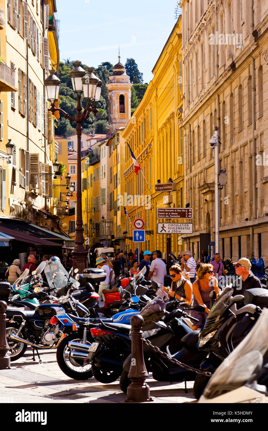 Busy street old town nice hi-res stock photography and images - Alamy