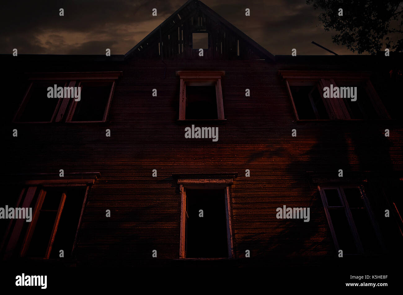 Menacing house hi-res stock photography and images - Alamy