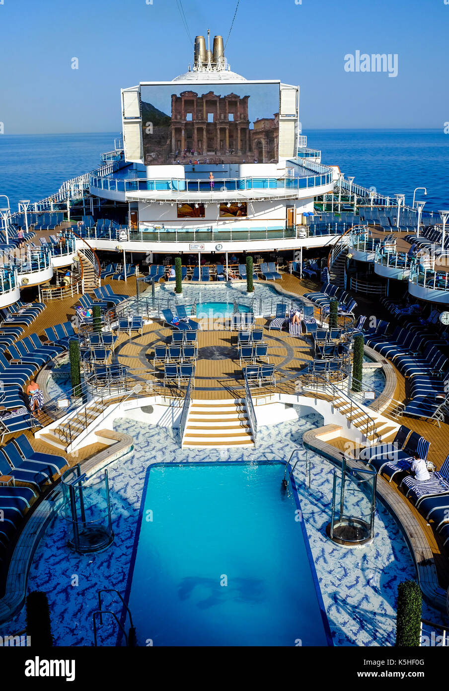 Royal princess hi-res stock photography and images - Alamy