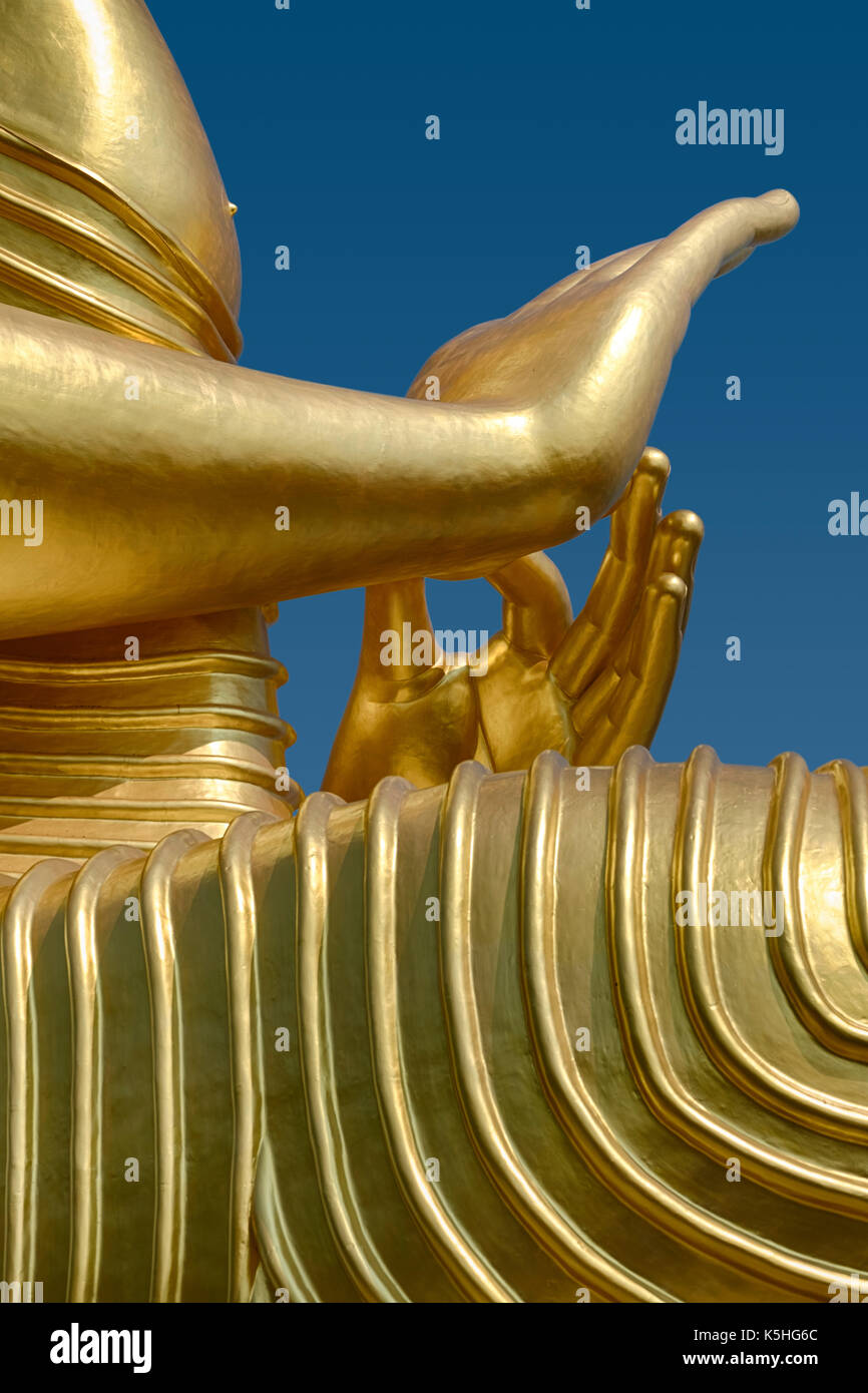 Golden temple sri lanka hi-res stock photography and images - Alamy