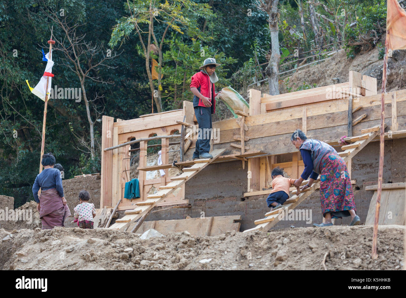 House construction in Punakha, Western Bhutan, using traditional ...