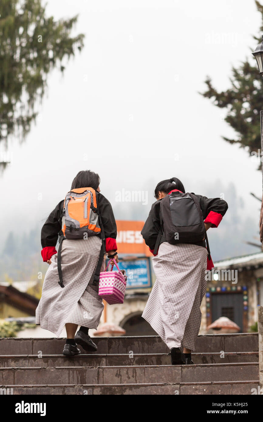 Bhutanese school uniform hi-res stock photography and images - Alamy