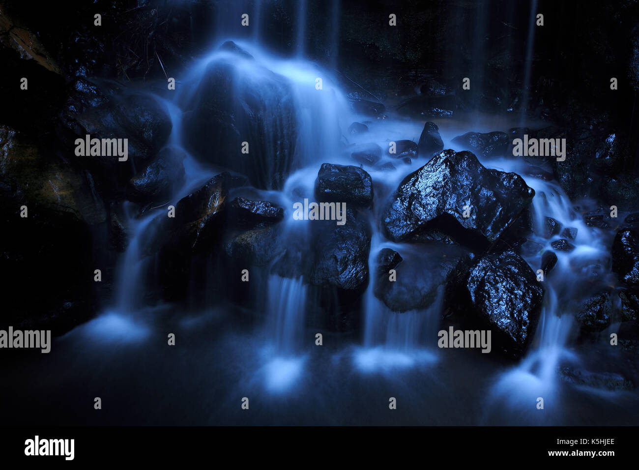 Weeping Rock Falls, Blue Mountains National Park Stock Photo - Alamy