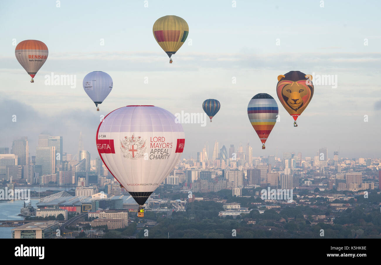 Hot air balloons flying over London during the 2017 RICOH Lord MayorÕs ...