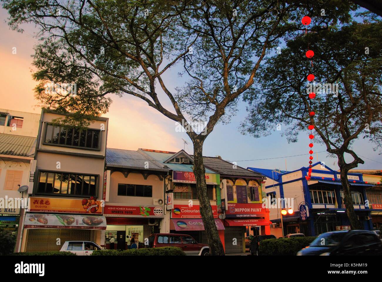 Kuching skyline hi-res stock photography and images - Alamy