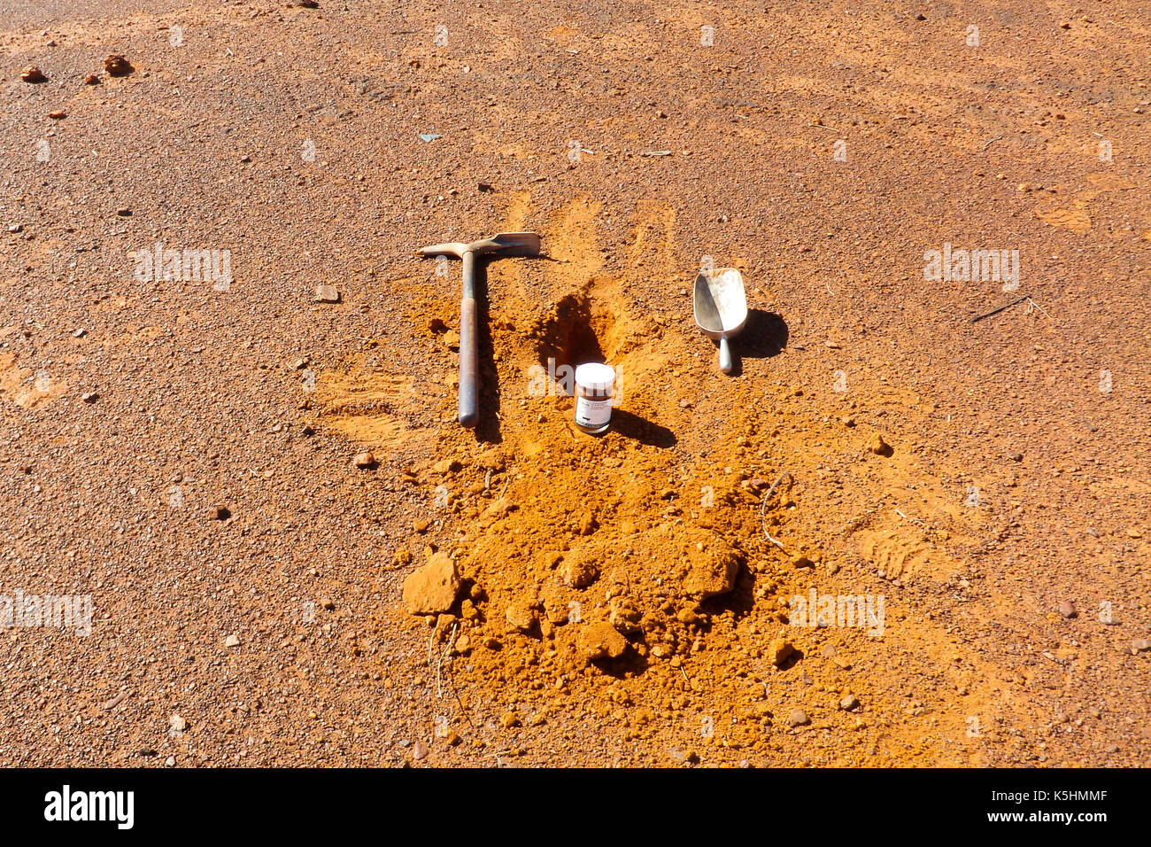 Soil sample hi-res stock photography and images - Alamy