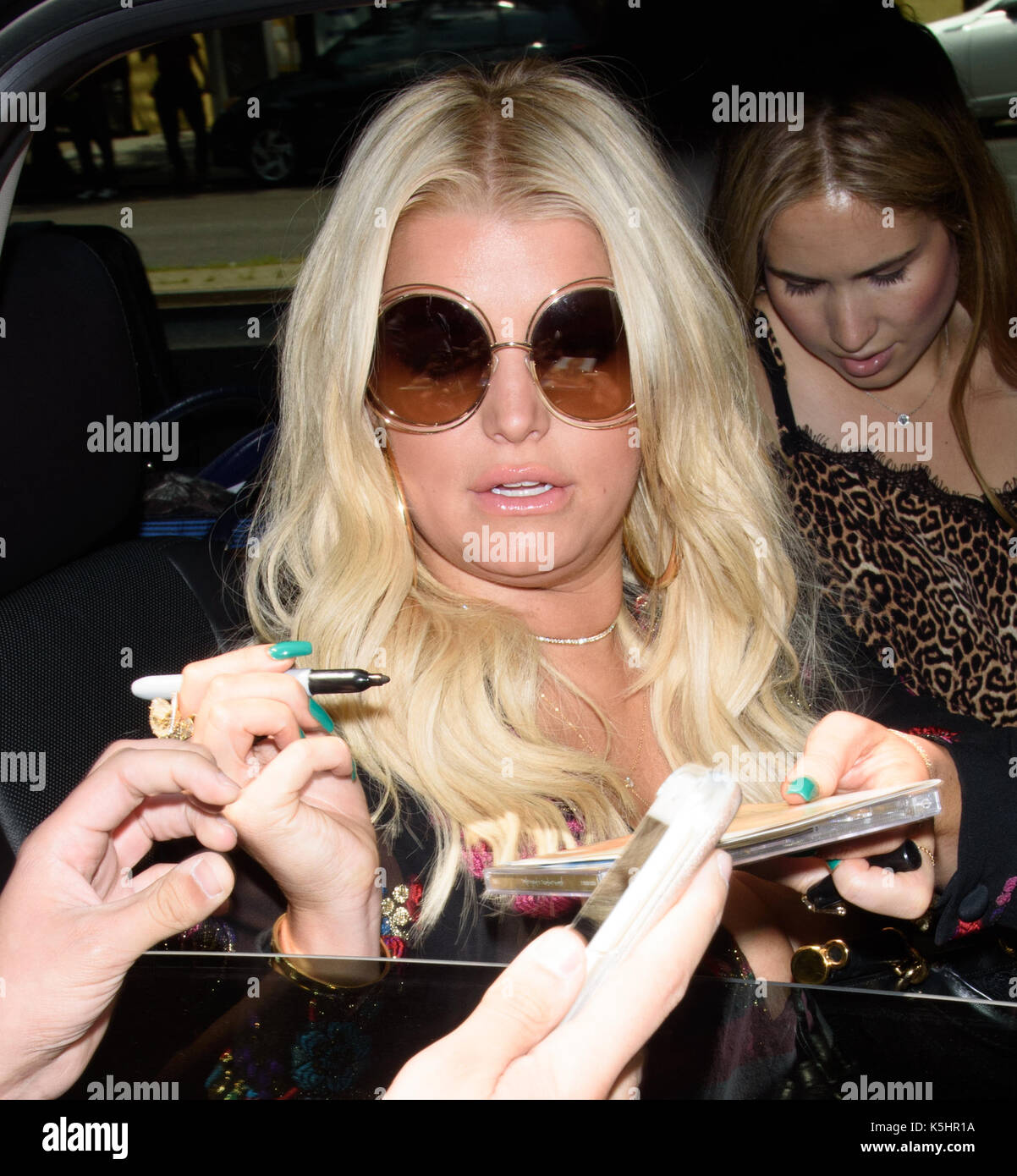 Jessica Simpson leaves a Hotel in New York City Featuring: Jessica ...