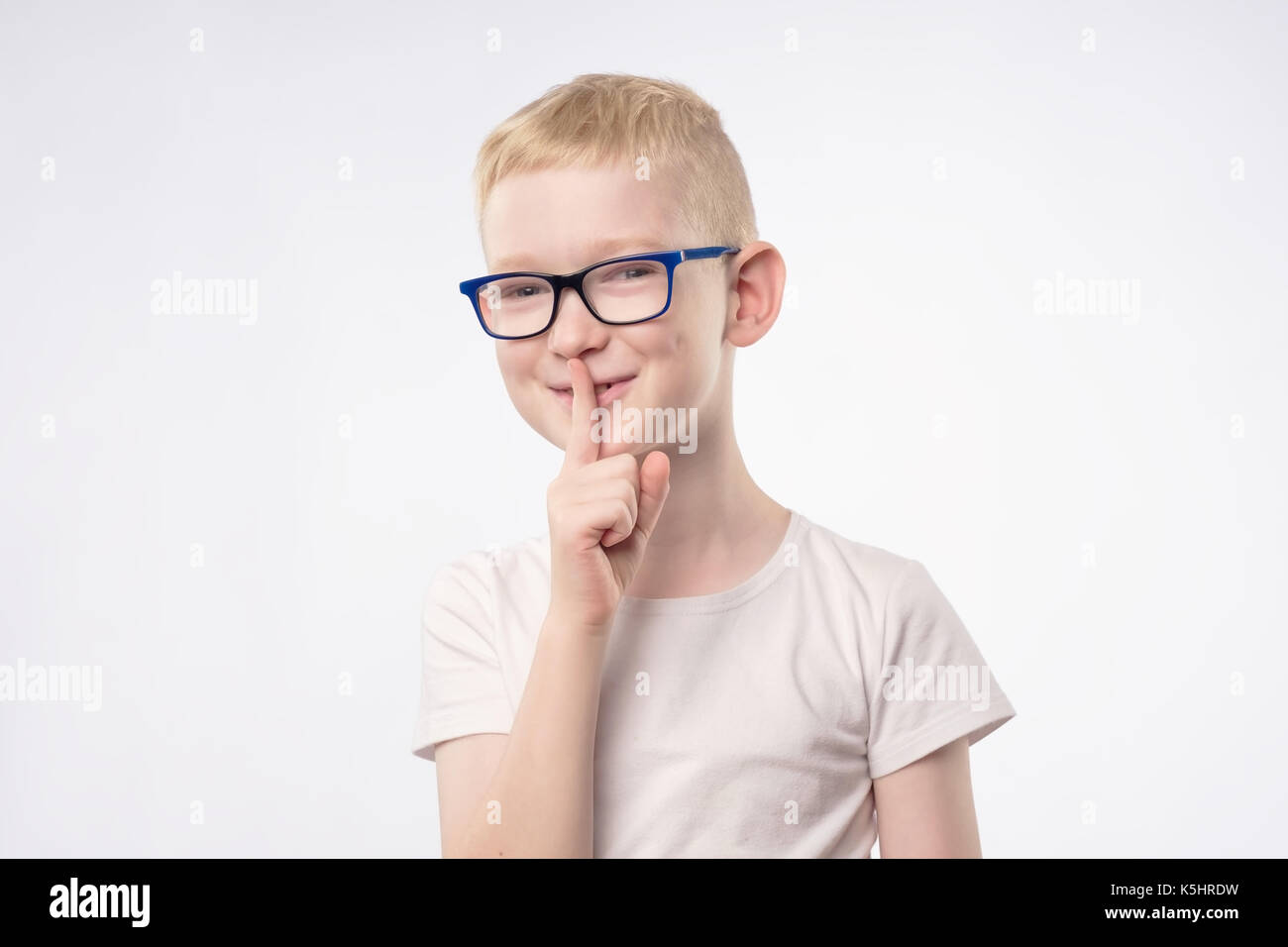 Shhh kid hi-res stock photography and images - Alamy