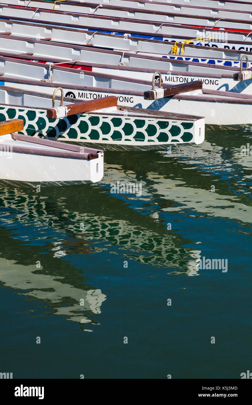 Tethered row boats hi-res stock photography and images - Alamy