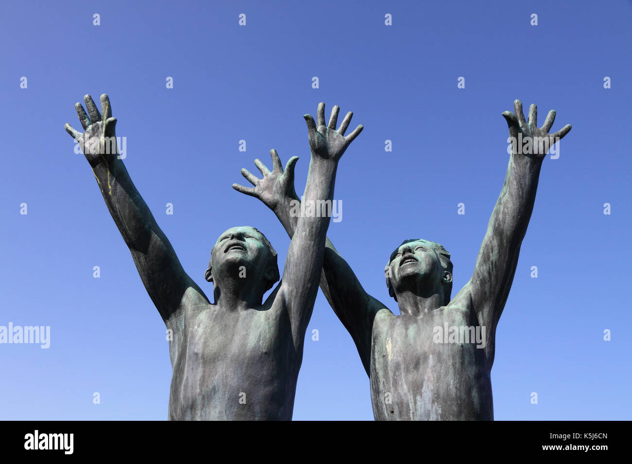 Reach or reaching for the sky hi-res stock photography and images - Alamy