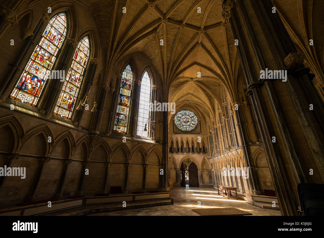 Lincoln cathedral chapter house hi-res stock photography and images - Alamy