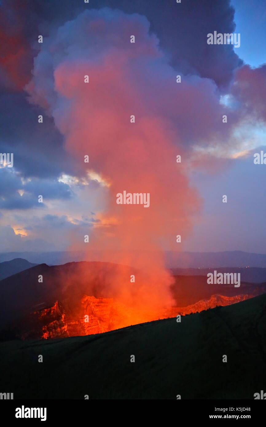 Masaya volcano hi-res stock photography and images - Alamy