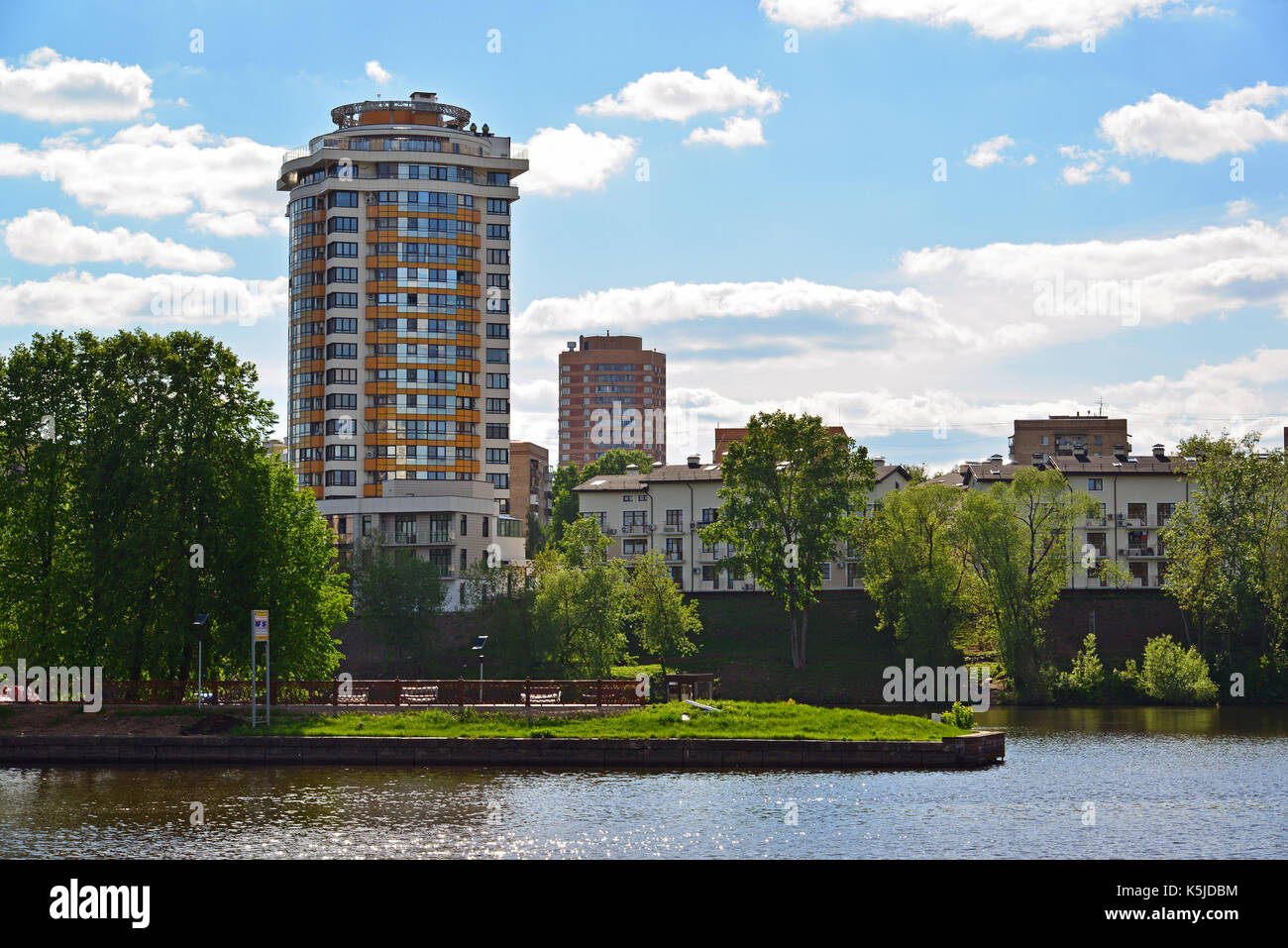 Moscow suburbs housing hi-res stock photography and images - Alamy