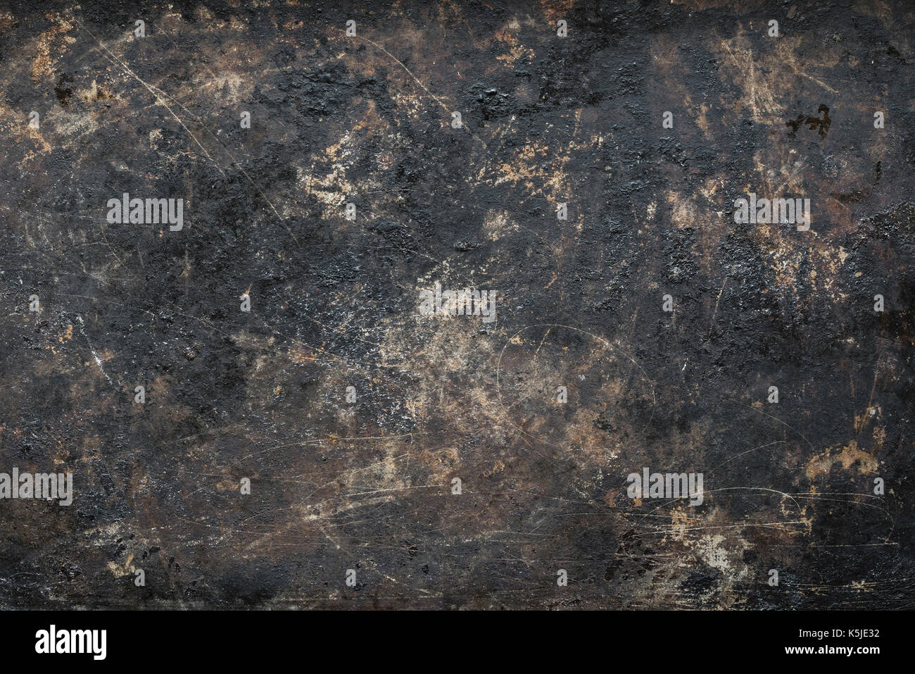 Old rusty metal baking sheet as a background. Copy space for text Stock ...