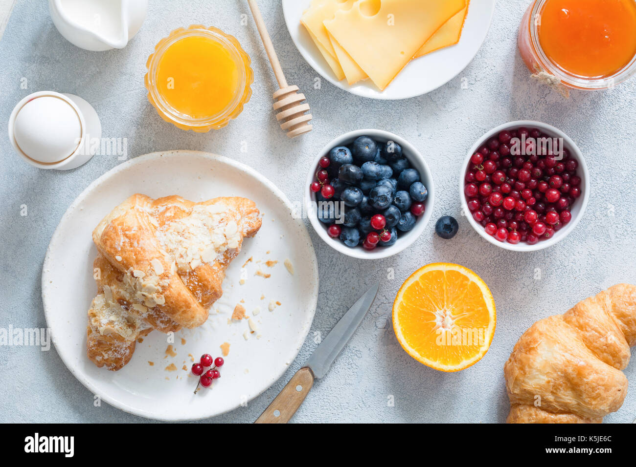 Continental breakfast buffet hi-res stock photography and images - Alamy