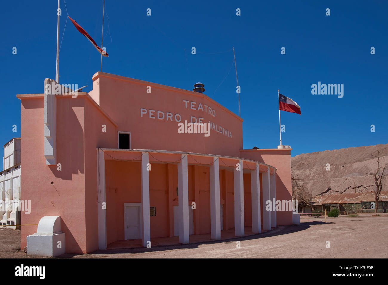 Ghost nitrate mining town in hi-res stock photography and images - Alamy