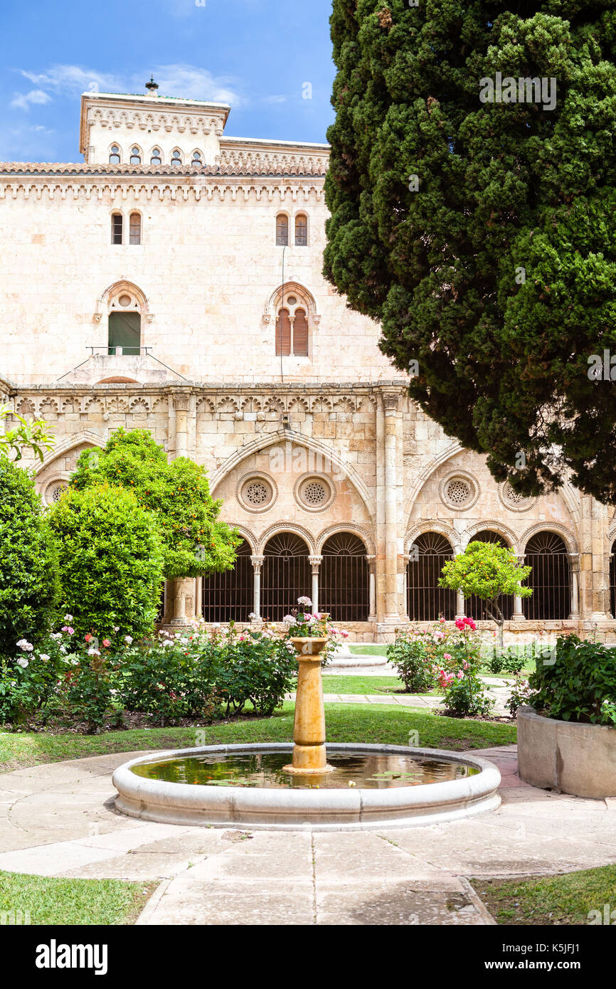 Tarragona Cathedral High Resolution Stock Photography and Images - Alamy