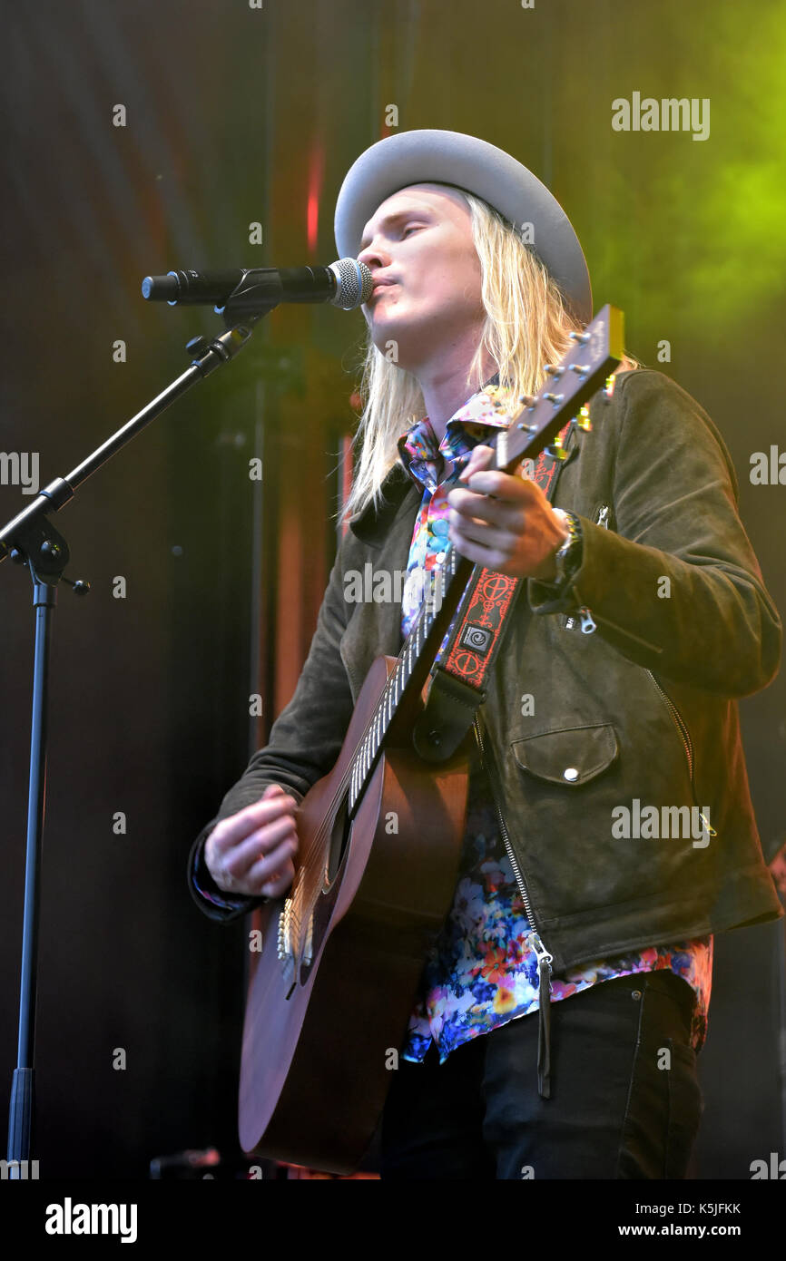 Rix Fm High Resolution Stock Photography and Images - Alamy