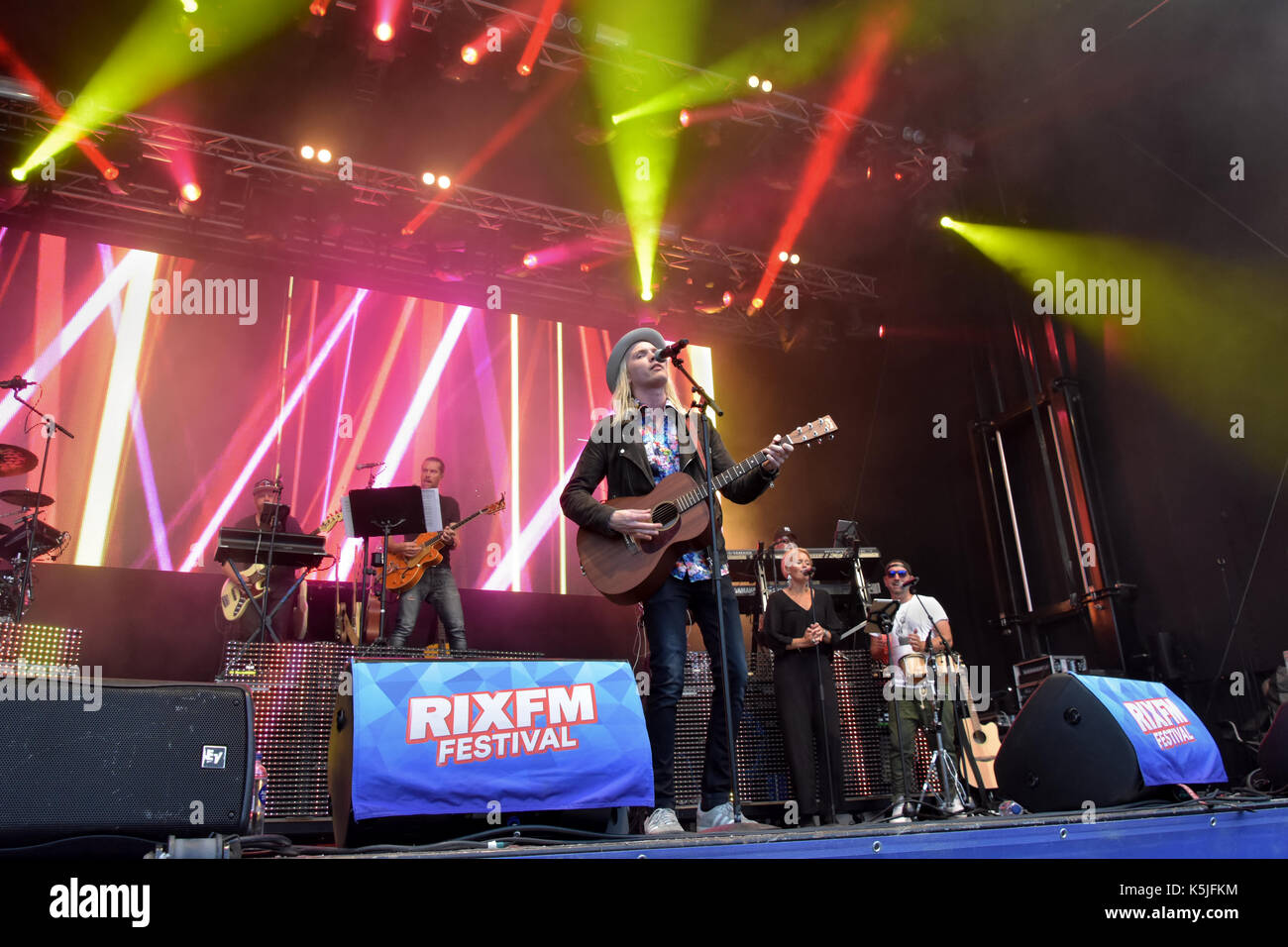 Swedish singer jakob hi-res stock photography and images - Alamy