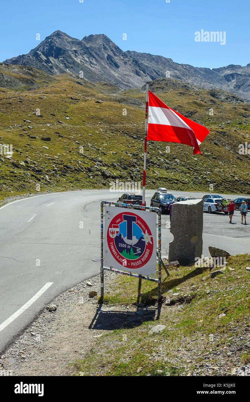 Austrian flag amd sign, Timmelsjoch Pass, Austria Italy border Stock ...