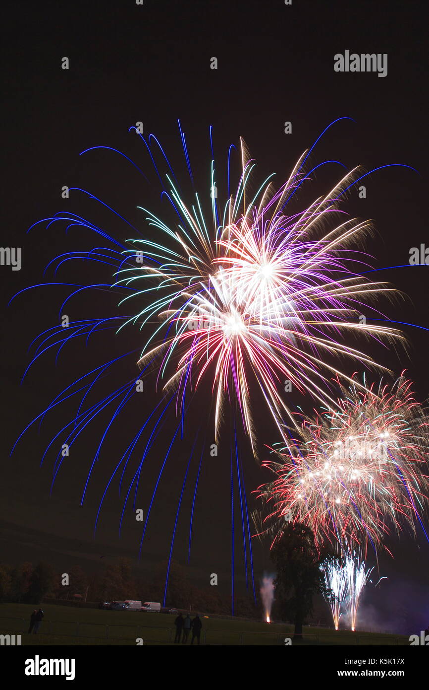 Different coloured fireworks hi-res stock photography and images - Alamy