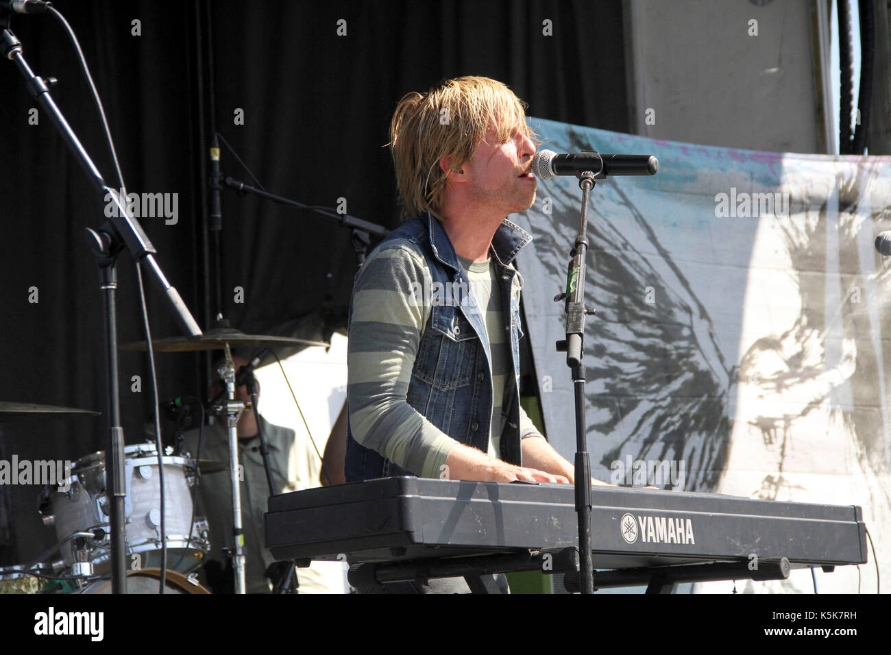 Bryce Avary Rocket Summer perform 2010 Vans Warped Tour Fairplex Pomona ...