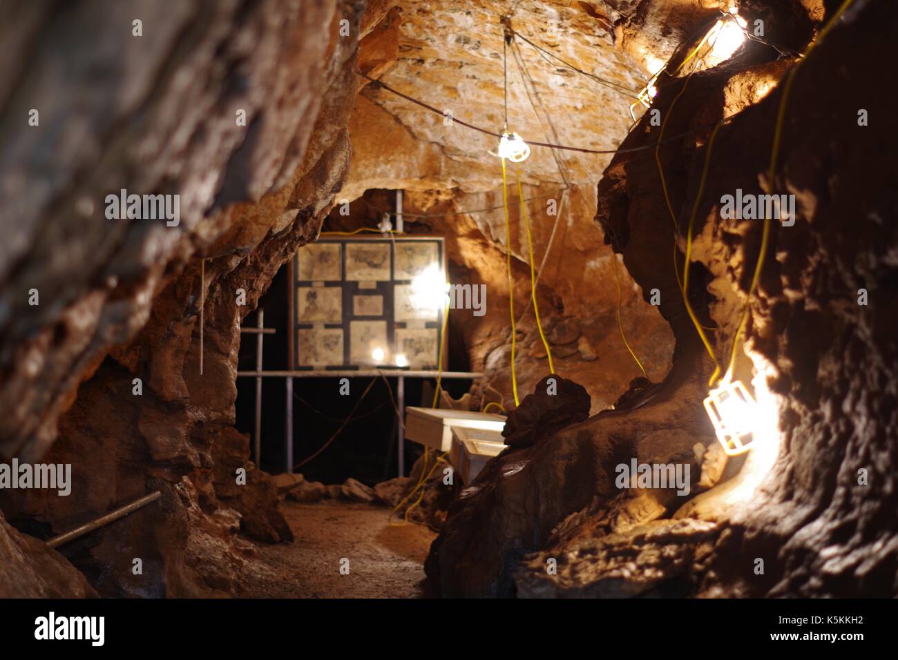 Brixham Cavern, Windmill Hill Bone Cave. An Ancient Monument ...
