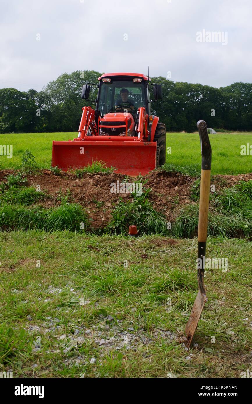 Soil backfilling hi-res stock photography and images - Alamy