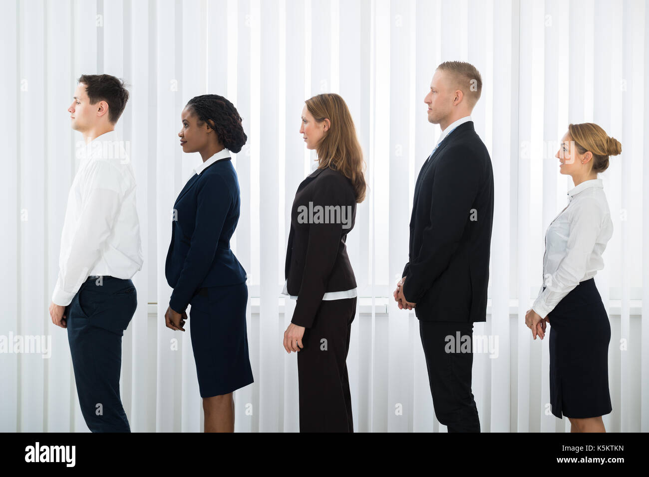 Interview line hi-res stock photography and images - Alamy