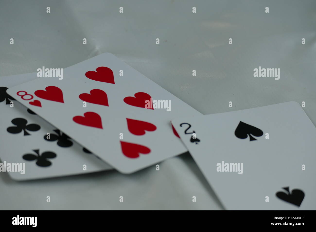 Throw card hi-res stock photography and images - Alamy