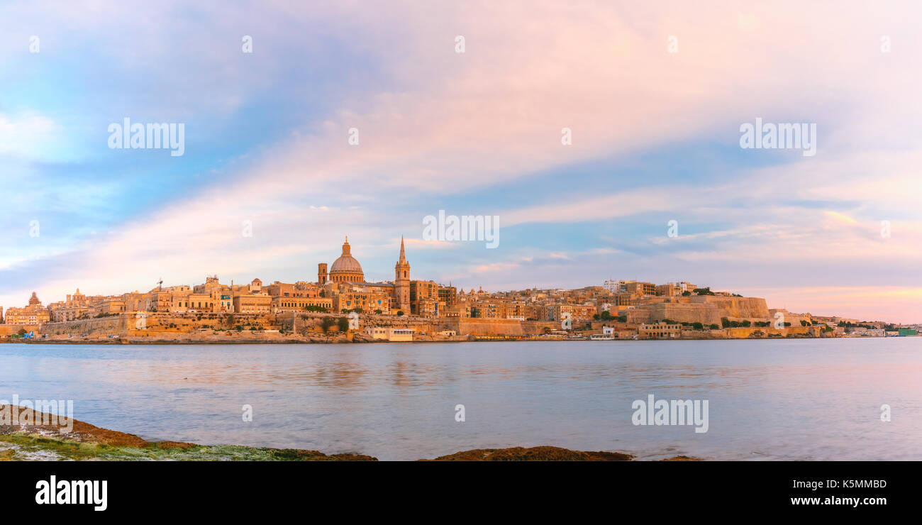 Maltese panorama hi-res stock photography and images - Alamy