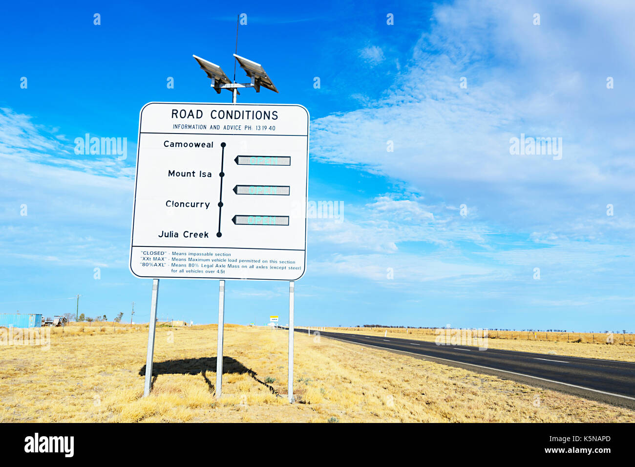 Road Conditions sign near Julia Creek, Queensland, QLD, Australia Stock ...