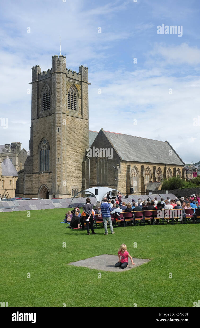 Chapel of st michael and all angels hi-res stock photography and images ...