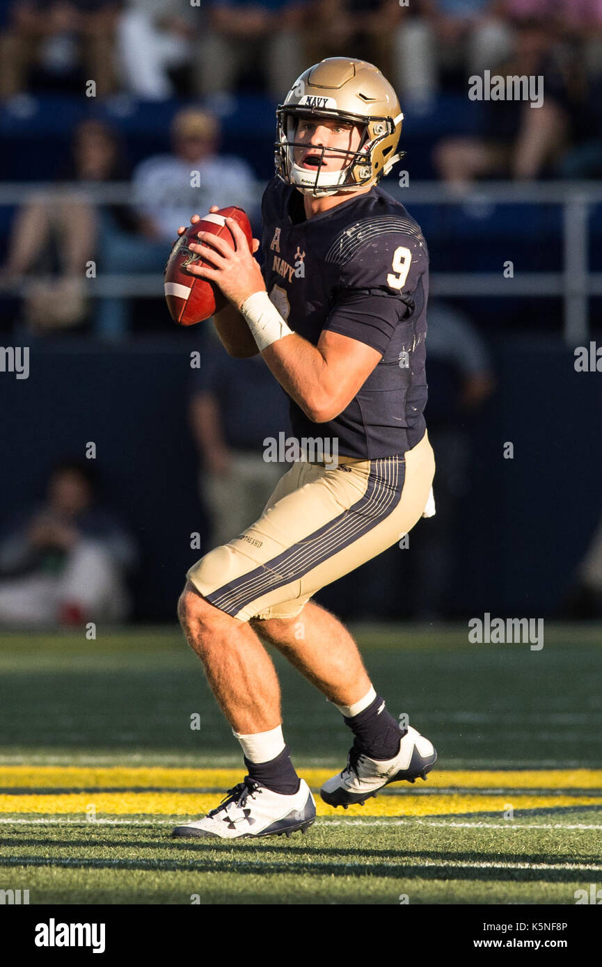 Annapolis, Maryland, USA. 9th Sep, 2017. Navy quarterback ZACH ABEY (9 ...