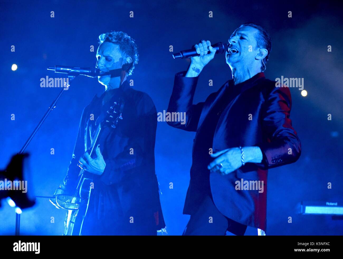Martin gore dave gahan depeche hi-res stock photography and images - Alamy