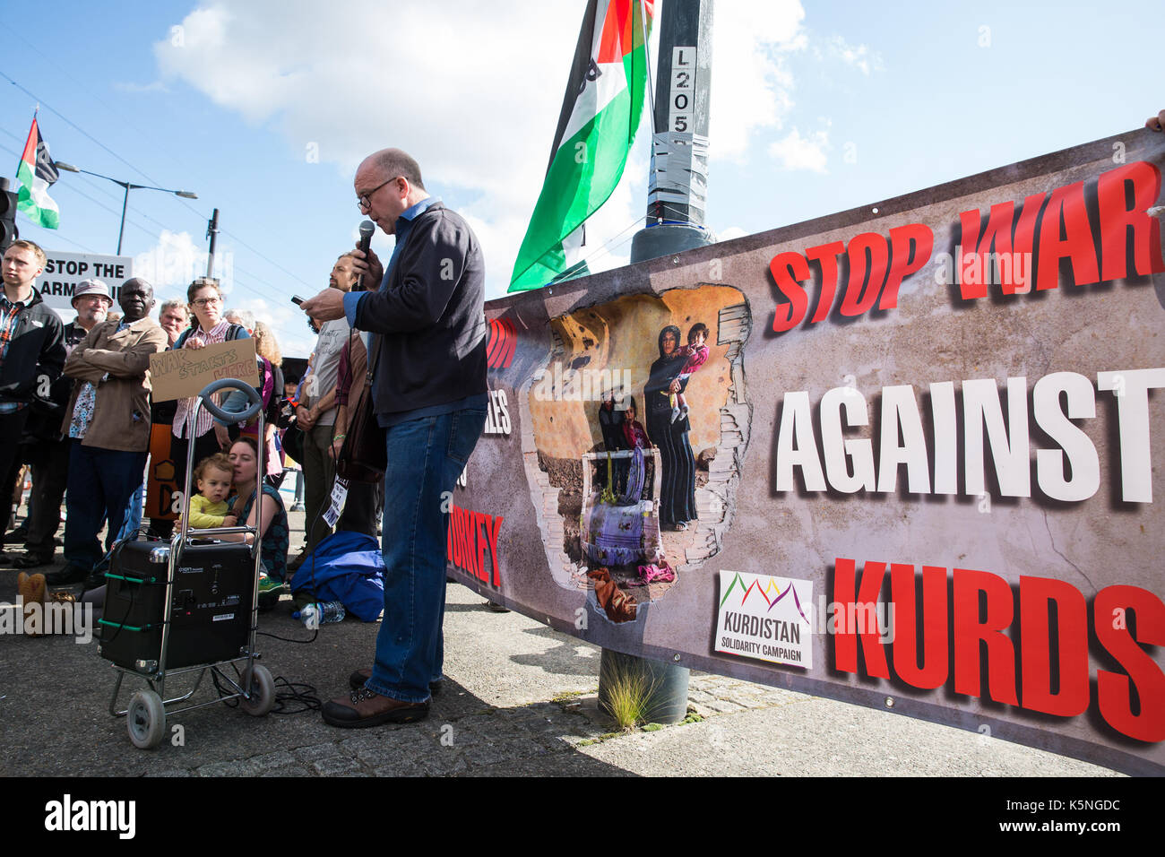 Kurdistan solidarity campaign protest outside hi-res stock photography ...