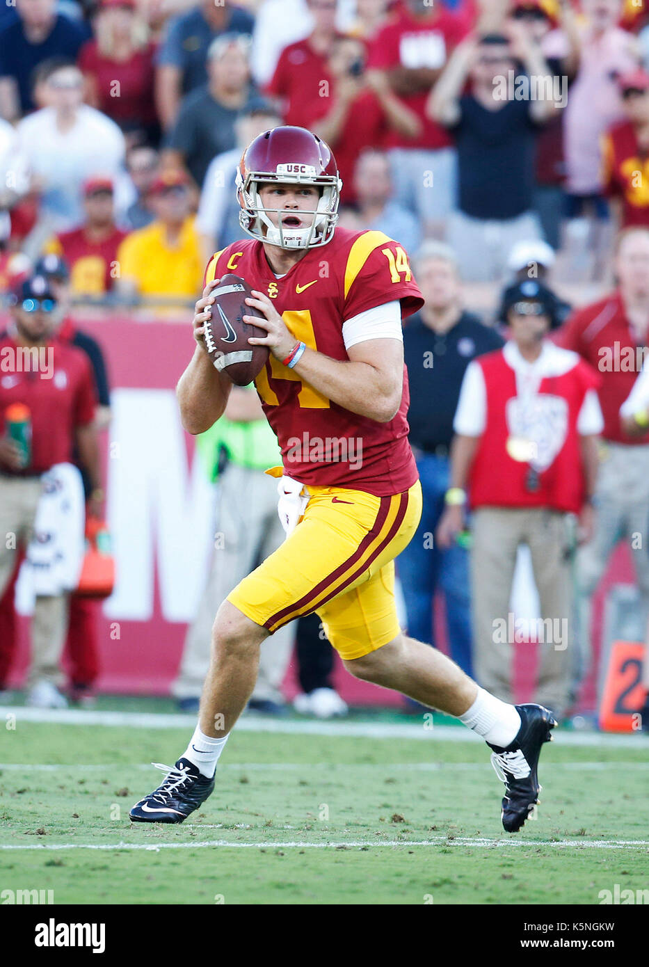 September 09, 2017 USC Trojans quarterback Sam Darnold #14 in action ...