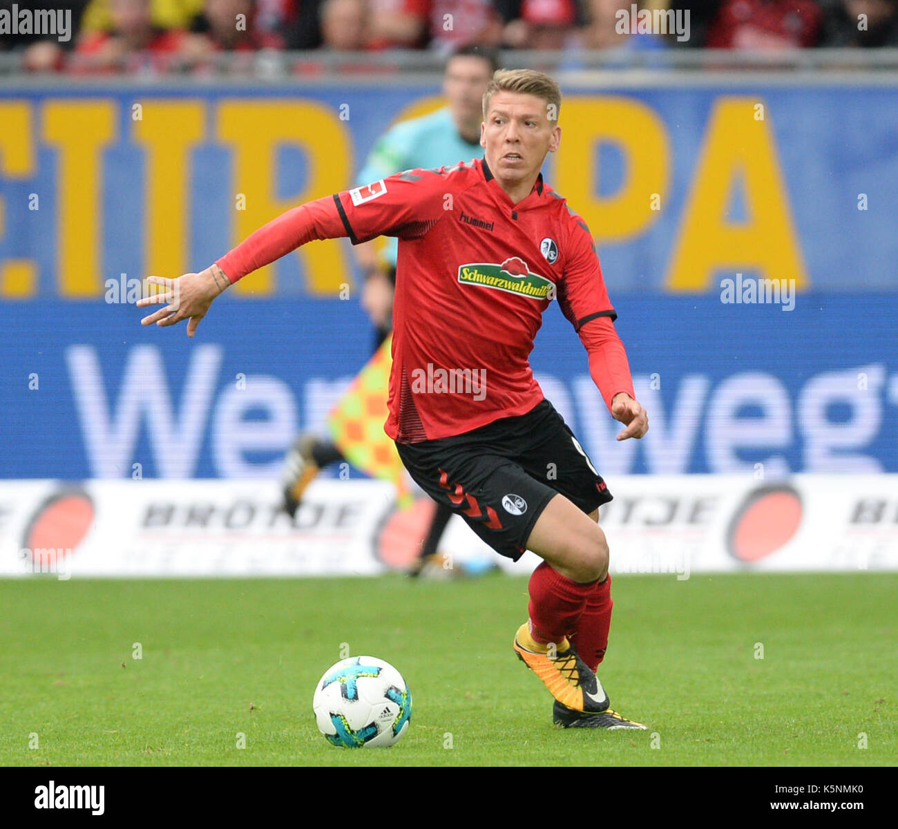 Freiburg, Germany. 9th Sep, 2017. Freiburg's Mike Frantz in action ...