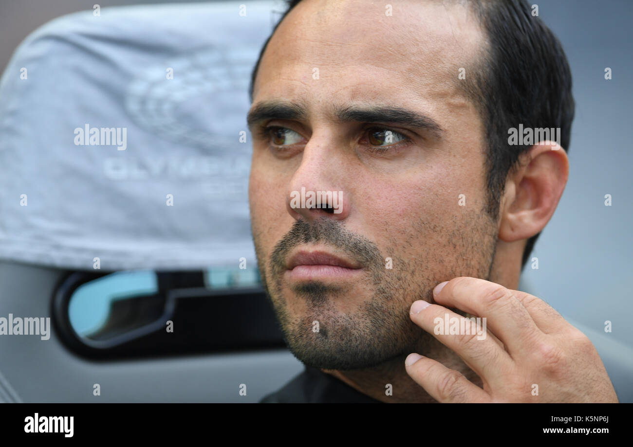 Bremen's coach Alexander Nouri, photographed before the German ...
