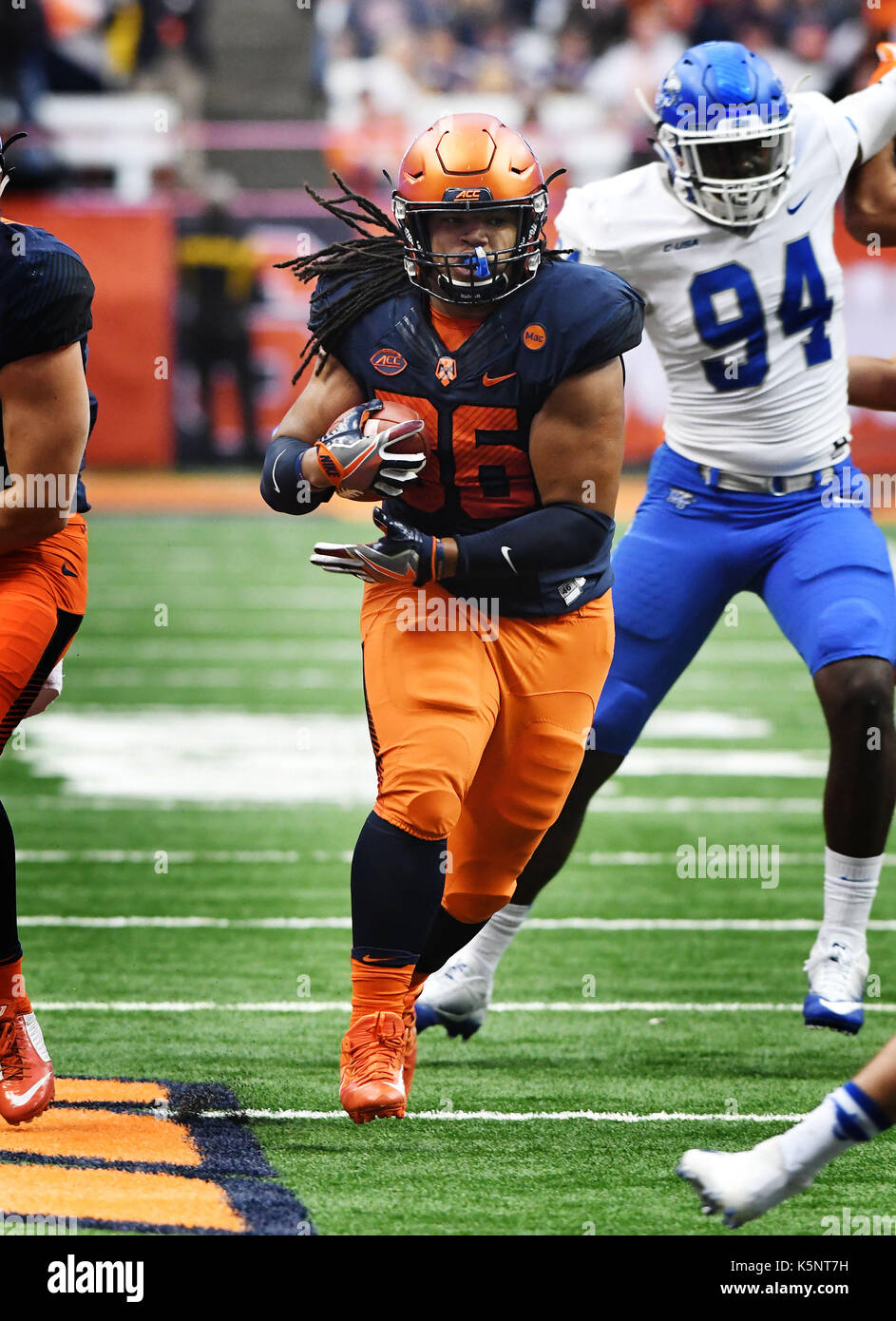 September 9, 2017: Syracuse tight end Chris Elmore #36 in action during ...